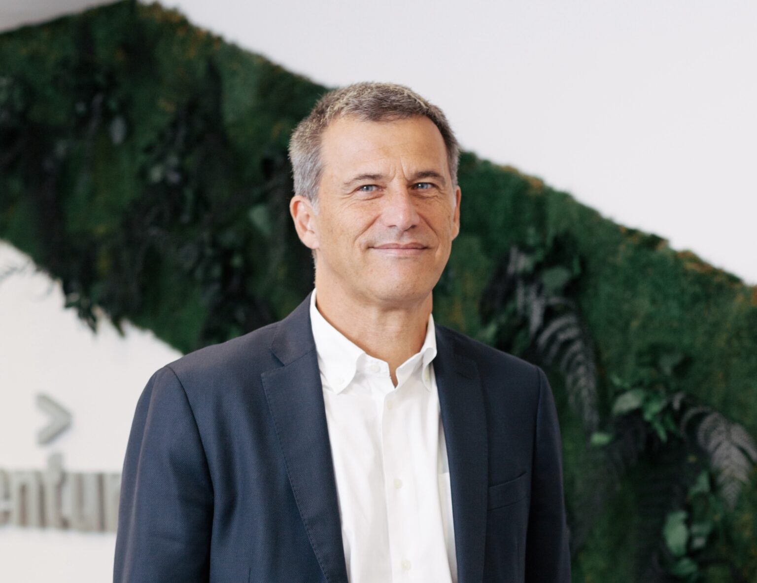 Chi è Vincenzo Esposito, nuovo AD di Microsoft Italia: bio, interviste, commenti - Economyup