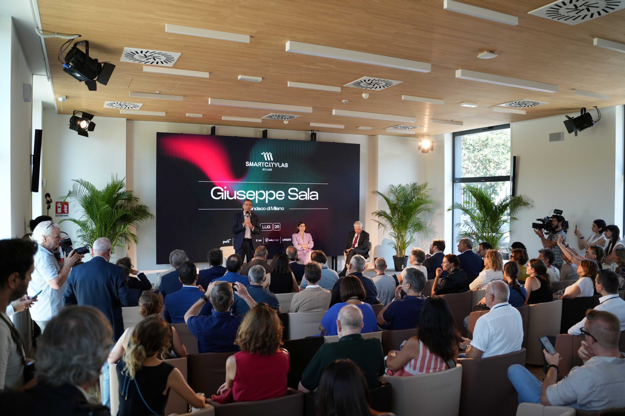 SmartCityLab Milano: come funziona e da chi è finanziato il nuovo ...